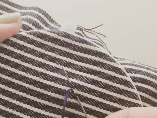 刺繍枠がない時に！「〇〇バンド」で簡単代用法 | 手仕事と健康