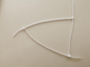 刺繍枠がない時に！「〇〇バンド」で簡単代用法 | 手仕事と健康