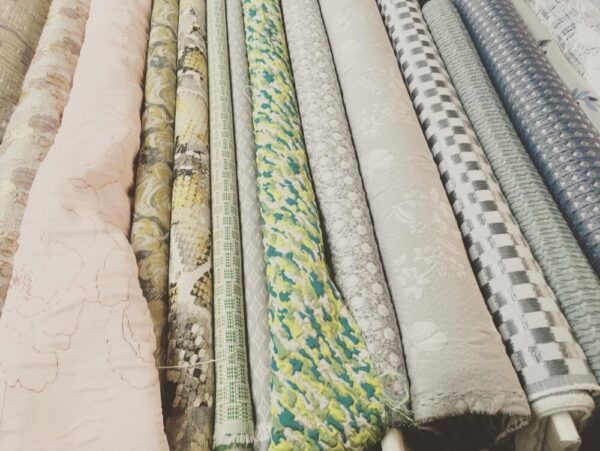 【ドイツ洋裁レポ】豊富なヨーロッパ生地と出会えるドイツの手芸店「der Stoff」に行ってきた。-アウグスブルク編- | 手仕事と健康